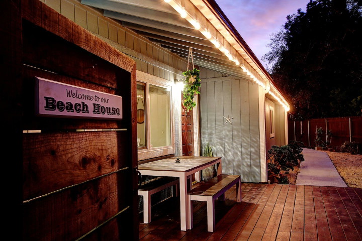 Beachy & Spacious Home In Carp - Carpinteria, CA