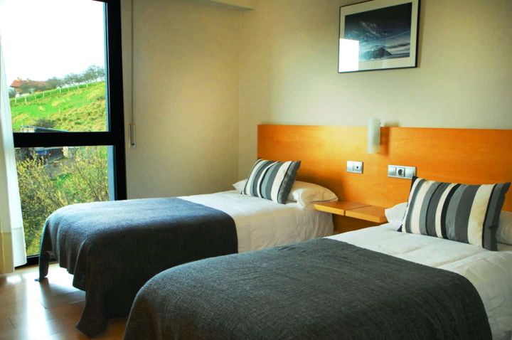 Hotel Txintxua - Twin Room With Private Bathroom - Urnieta