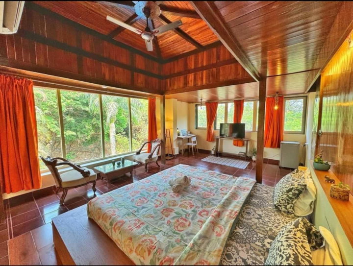 Forest View Master Cottage - Lonavala