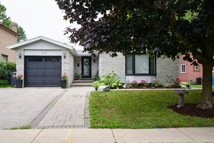 Elegant Entire Detached House For Big Group Of 13 - Guelph