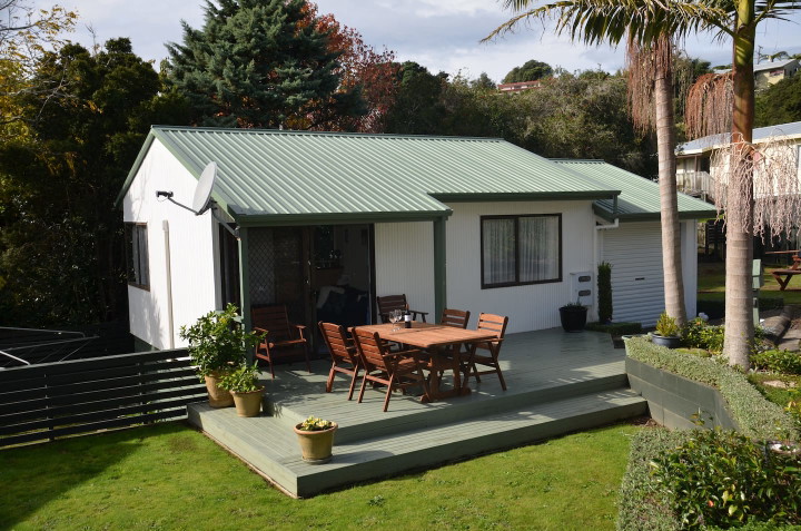 Joyce's Place In The Heart Of Raglan - Raglan