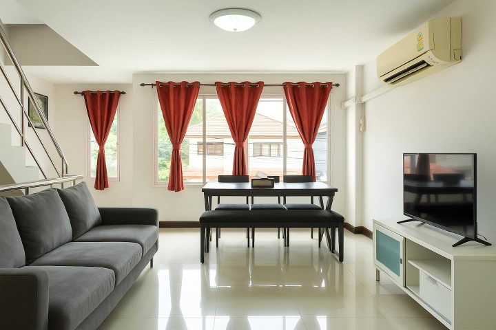 3 Br Townhouse In Chiangmai City Near Old Town And Near Bazaar - Chiang Mai