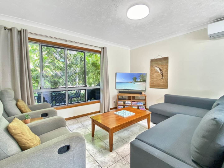 Island Magic Townhouse 5 - Magnetic Island