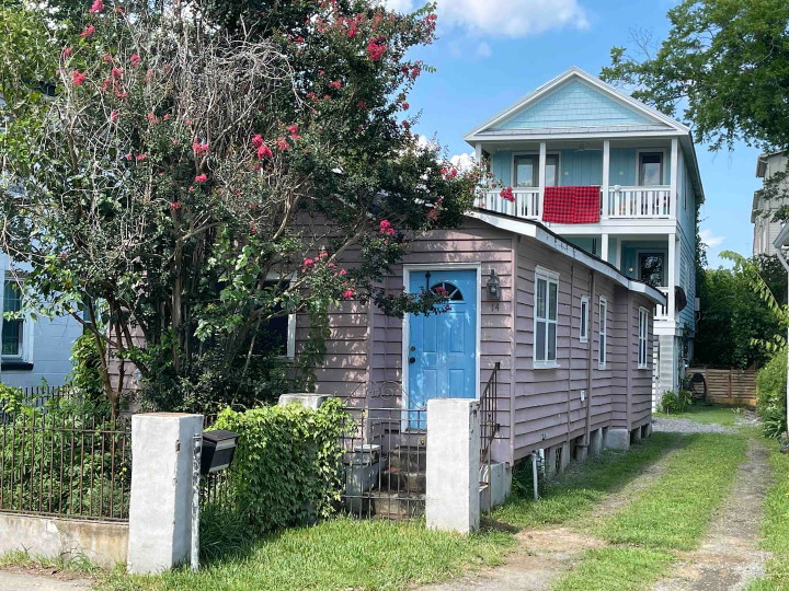 "Charming Remodeled 1br, Entire Home, Sleeps 4! - Charleston, SC
