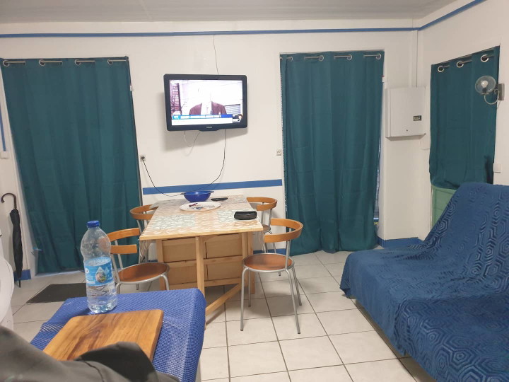 Grand-studio Calme Central Frais L'été 
En Ville - Menton