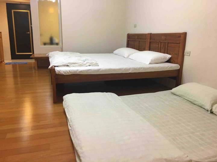 宜蘭礁溪溫泉日式獨立獨立大套房公寓-（四人入住）位於喜互惠超市、麥當勞旁、礁溪老街 - Yilan County