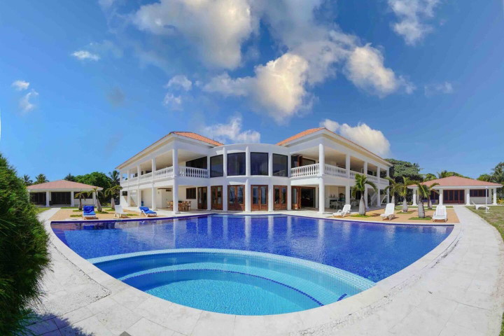 Villa Champagne | Vanuatu Luxury Holiday Homes - Vanuatu