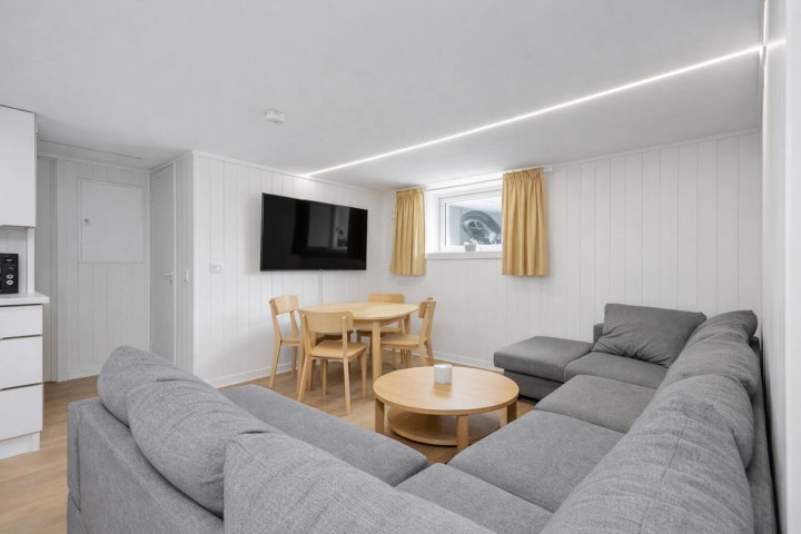 Prime Location Free Parking - 5 Bedrooms - Kristiansand