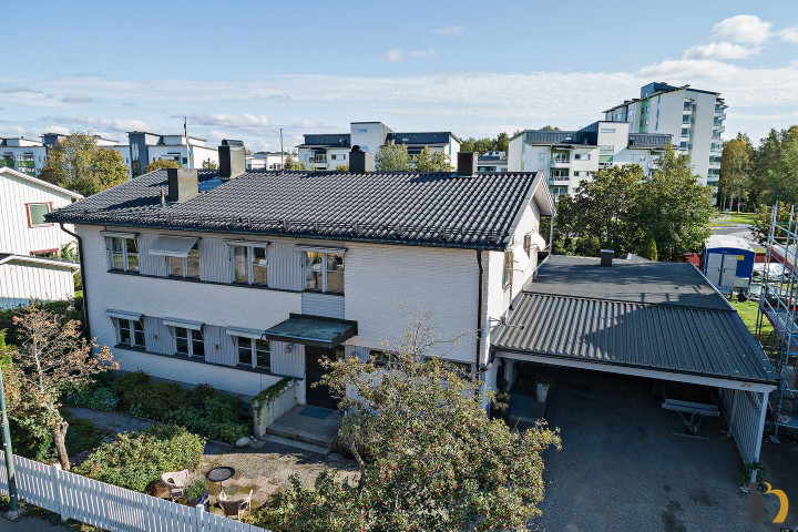 Spatious Townhouse Close To The Umeå River - Umeå