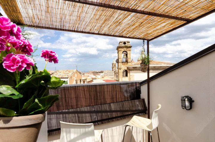 Terrace In The Historic Center 2 - Palermo