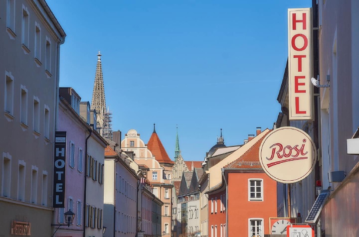 Gemütliches Zweibettzimmer Im Herzen Der Altstadt - Regensburg