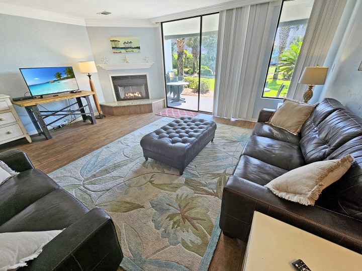 Private Beach. Beach Set Up Included Mainsail - Miramar Beach, FL
