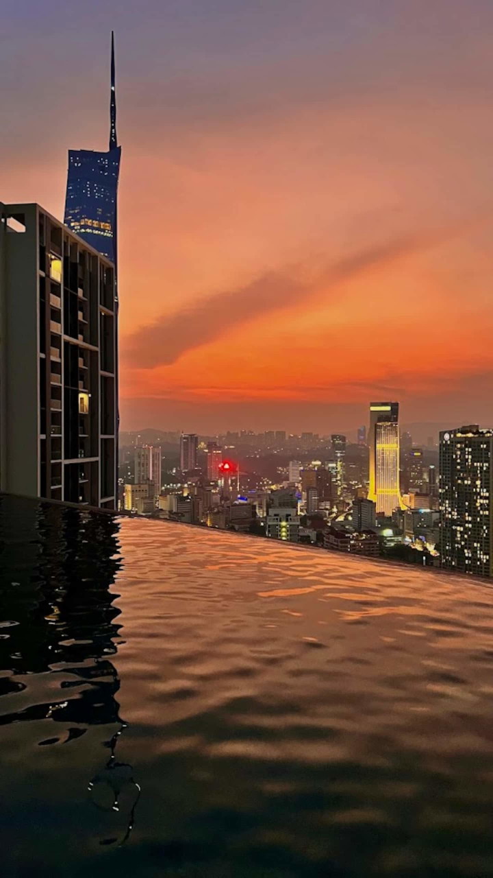 Appartement De Luxe à Double Clé Face Klcc | Piscine à Débordement - Kuala Lumpur