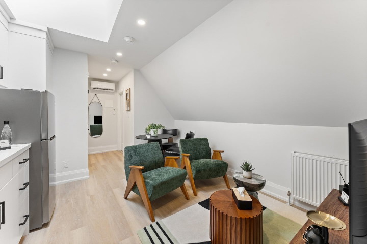 Luxury 1 Br 1 Bed Stylish New Build Downtown - Lakeshore