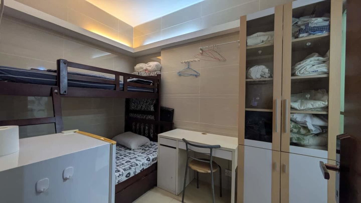 Hostel Rm For 3 Pax, Nxt To Mtr. Ladies Market - Hong Kong