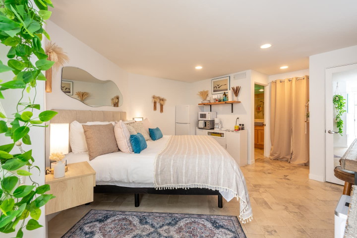 Chic Venice Surfer's Pad 1 Block From The Beach - Los Angeles