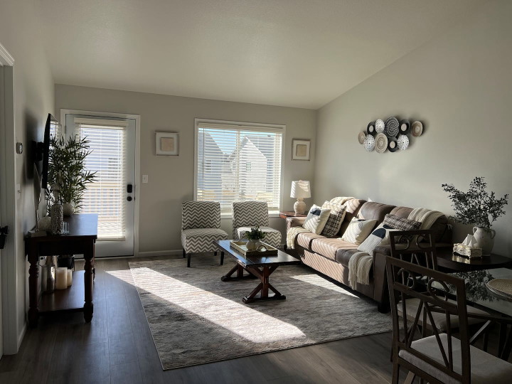 Private Spacious Family Home - Fargo, ND