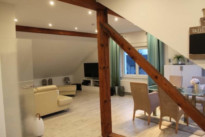 Top Floor Apartment With Trade Fair Connection - Hannover
