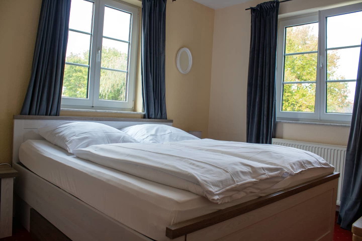Moselurlaub Im Rosengarten Im Doppelzimmer - Traben-Trarbach