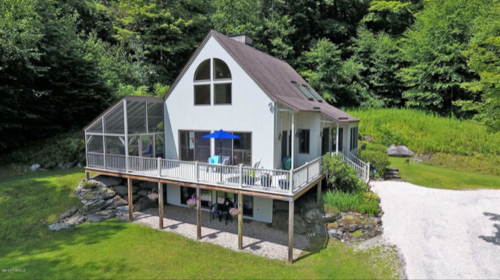 Modern Mtn Chalet | Great Barrington, Fall Foliage - Great Barrington, MA
