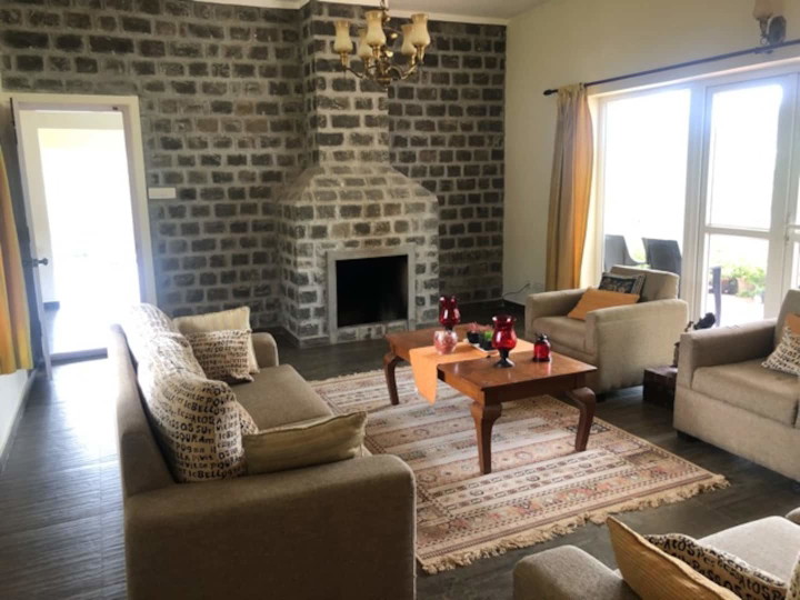 Vantage Home - Weewakes - Full Cottage -