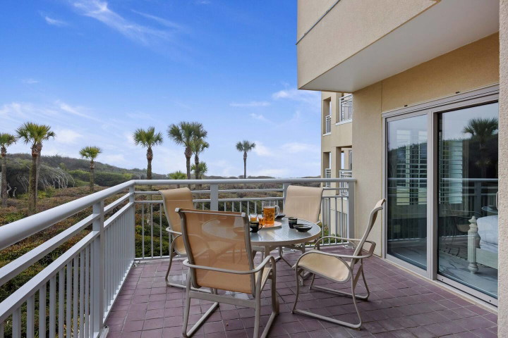 Updated Oceanview 2 Bedroom In East Beach! - Kiawah Island, SC