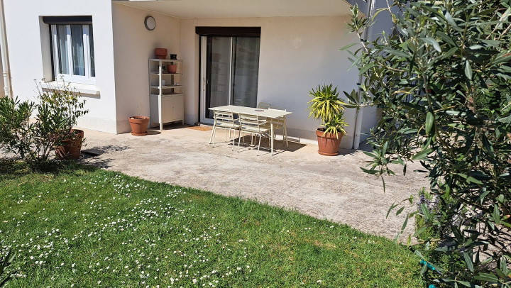 Bel Appartement Avec Terrasse - Saint-Affrique