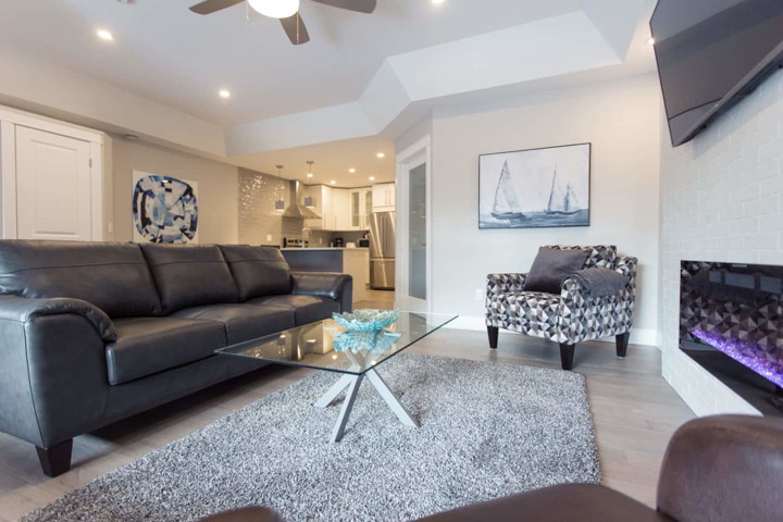 Navy Yard Flats (Flat B) - Historic Amherstburg - Amherstburg