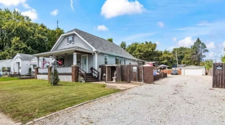 The Coolest And Most Fun House Is Now Available! - Springfield, IL