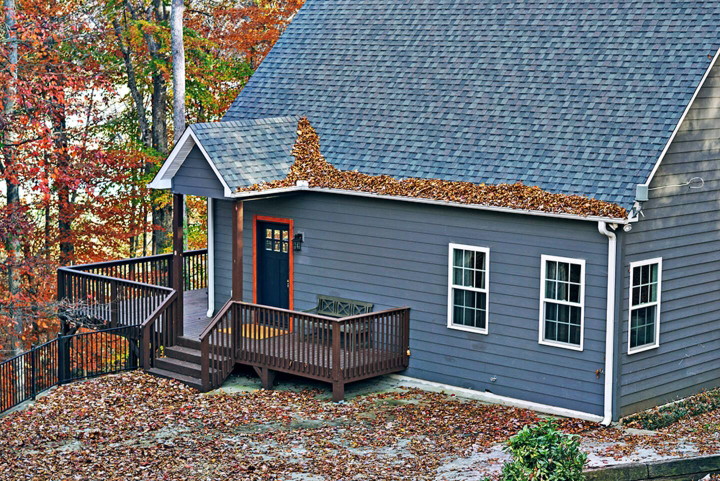 Lake Keowee House. - Seneca