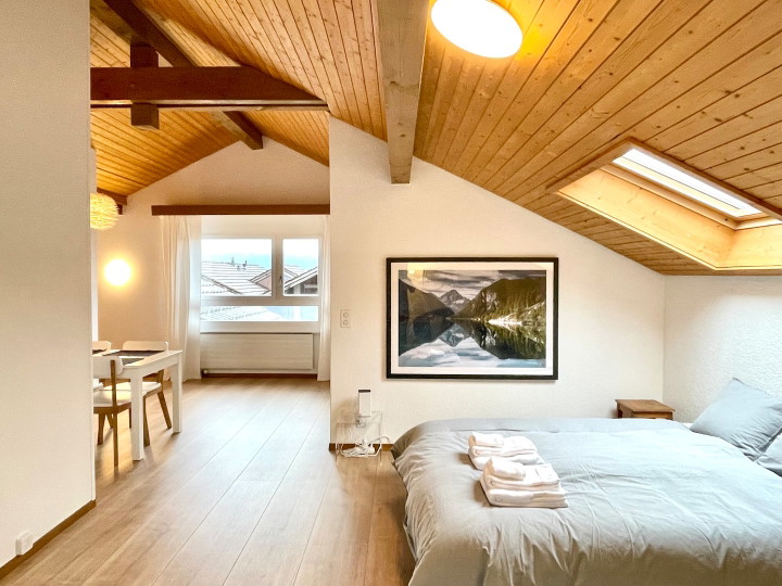 Relaxed Loft Stay Between Lake & Mountains - Sigriswil