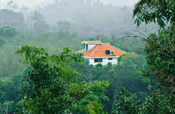 Cloud Alley Homestay - An Exclusive Getaway - Sakleshpura