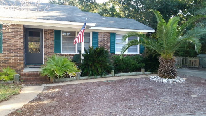 Seewee Cottage ( 1 Blk From Beach) - Isle of Palms, SC