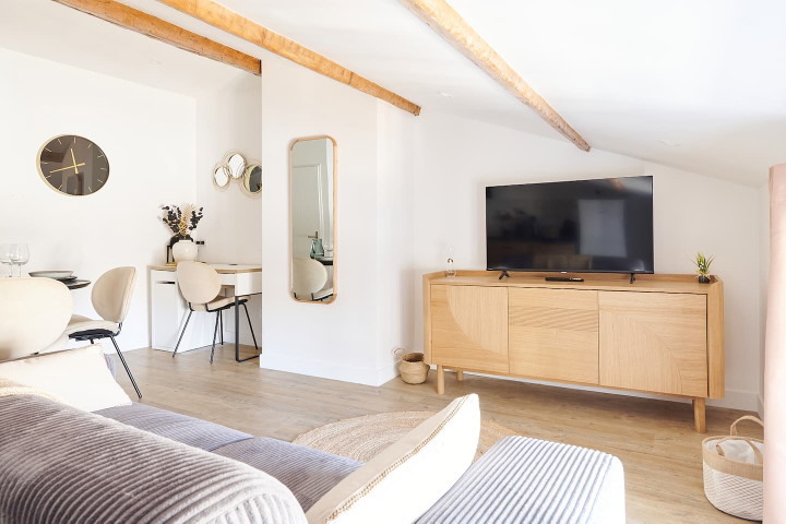 Appartement Confortable Face à Les Halles, Climatisation · Myloctravel - Béziers