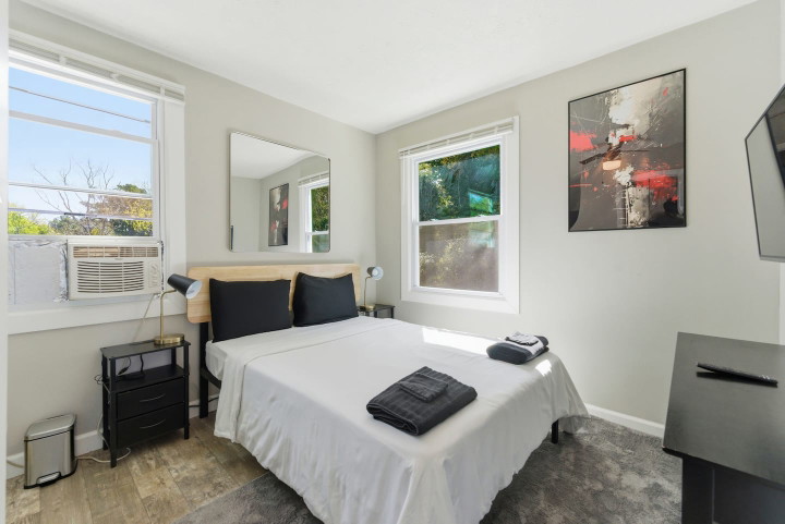 12 Min To Dwtn| 1 Br Lv Suite|parking|washer/dryer - Atlanta, GA