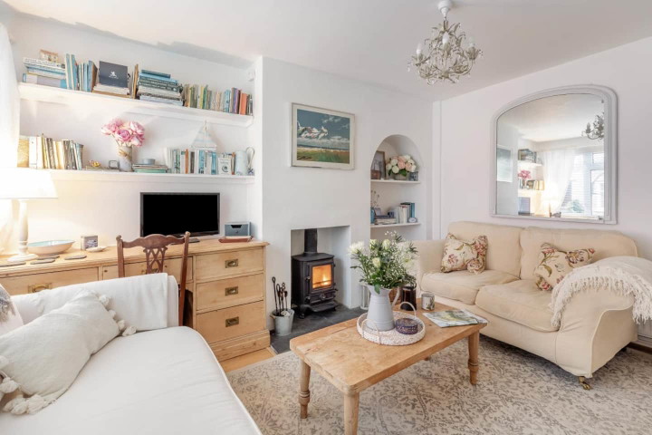 2 Bed In Lyme Regis (Oc-r34479) - Axminster