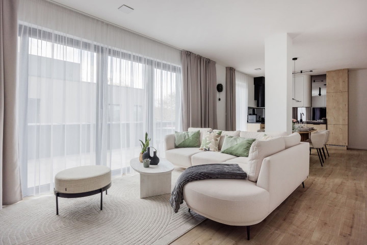 Penthouse With City View And Parking For Two - Budapest