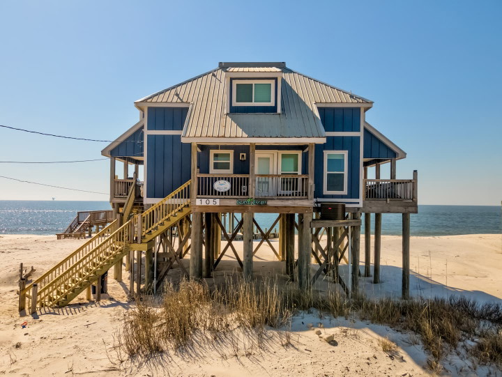 Updated, Large Beach House Right Off The Water! - Island Escape - Florida