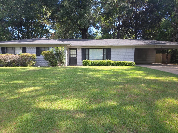 Hero's Hideaway/ Sleeps 8/ North Jackson - Jackson, MS