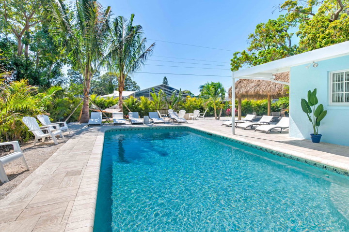 Retraite Tiki Exceptionnelle à 10&nbsp;Minutes De La Plage&nbsp;~&nbsp;Piscine Chauffée - Bradenton, FL