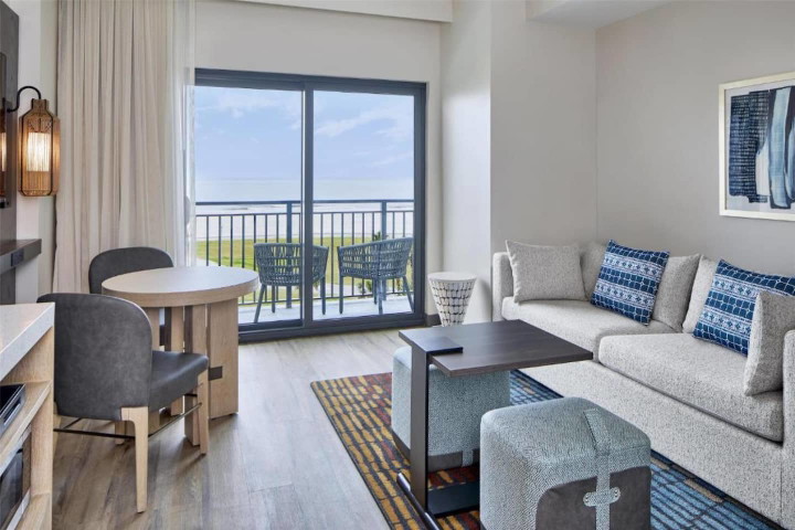 *Suite W/ Gulf View + Rooftop Pool & Beach Access - Gulf Shores, AL