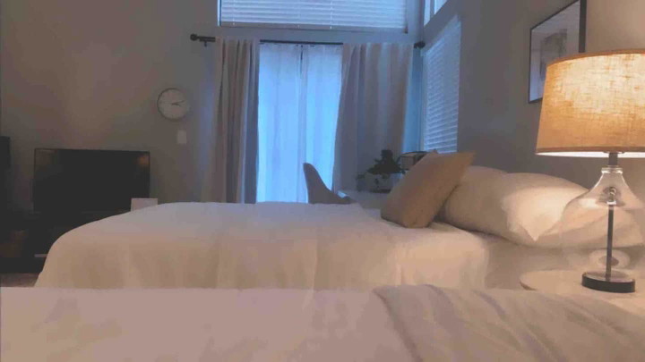 Large Private Suite,5 Min To Lax. No Shared Spaces - Redondo Beach, CA