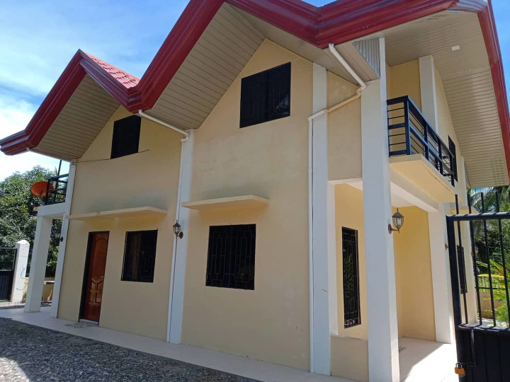 Hunter Vacation House In Mati City - Mati