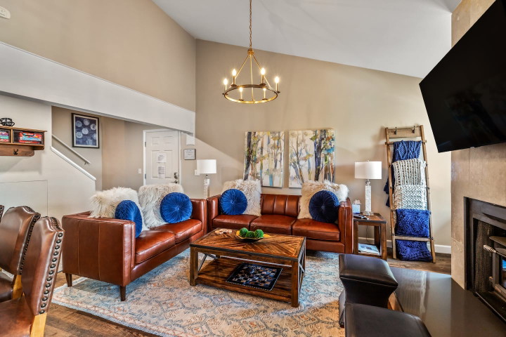 Sunrise L 3br/2ba | With A/c Near Base! - Steamboat Springs, CO