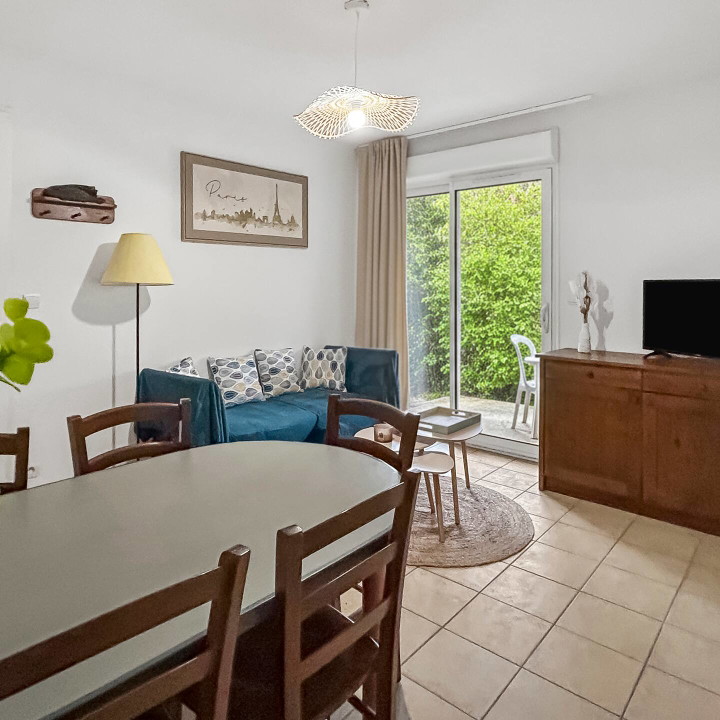 Cosy Apartment With Terrace - Outdoor Swimming Pool - Puy-l'Évêque
