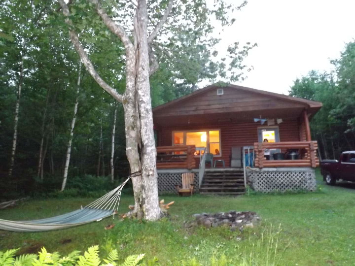 Eberhards Waterfront Log Cottage1 - Cape Breton Island