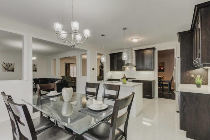 Lavish Bowmanville Vacation Home (Short/long Term) - Bowmanville