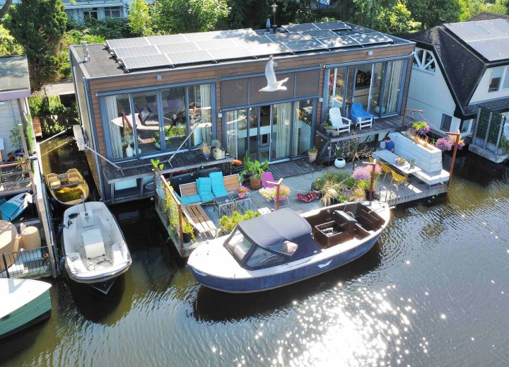 Modern Stylish Villa: My Amsterdam Houseboat - Ámsterdam