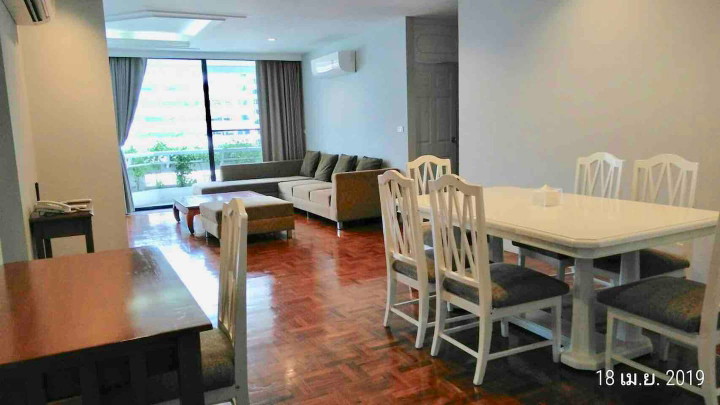 Bkk Center Big 3 Bedrooms Apartment Near Btscx - Bangkok
