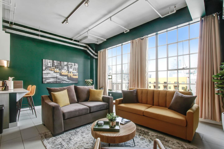 Nyc-style Loft With Rooftop Pool And Free Parking! - Los Angeles